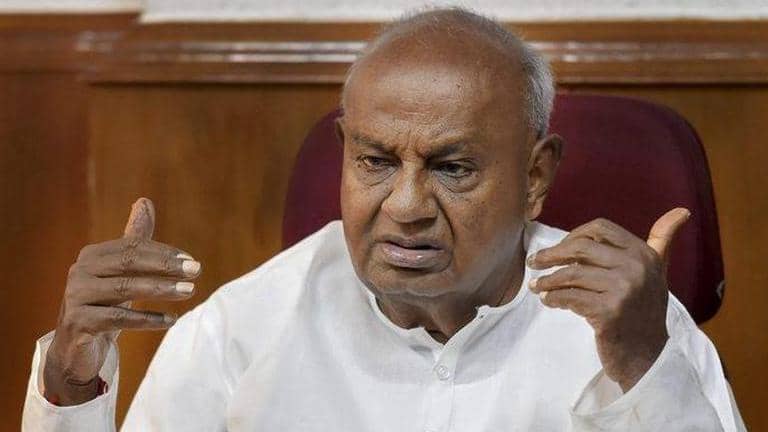 Deve Gowda mourns Veerendra Kumar's death | Republic World
