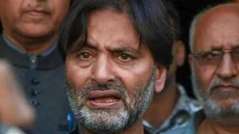 CBI courts directs to produce Mohammad Rafiq Pahloo alias Nana, close ...