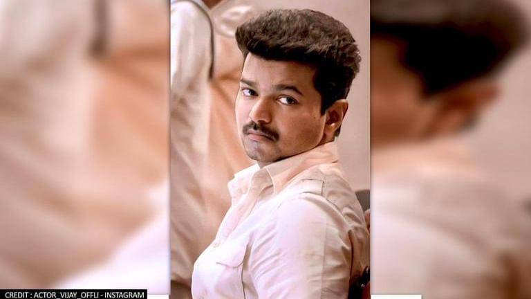 ‘Sarkar’ actor Thalapathy Vijay files case against his parents; Know ... ‘Sarkar’ actor Thalapathy Vijay files case against his parents; Know ...