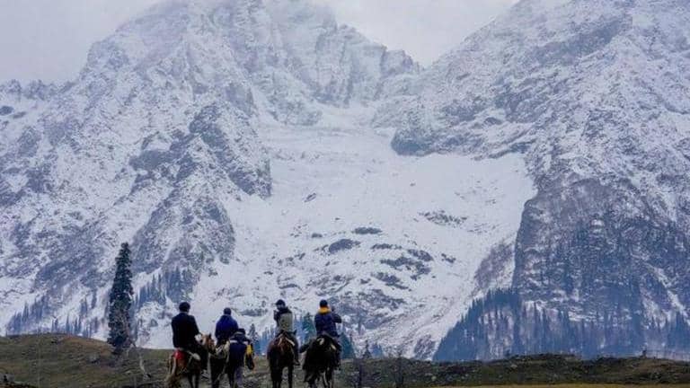 J-K: Srinagar records coldest night of season so far | Republic World