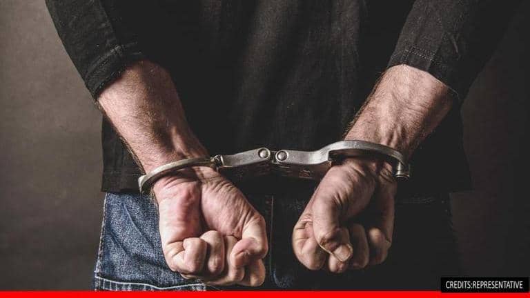 Maharashtra: Marijuana worth over Rs 50 lakh seized; 2 held | Republic ...