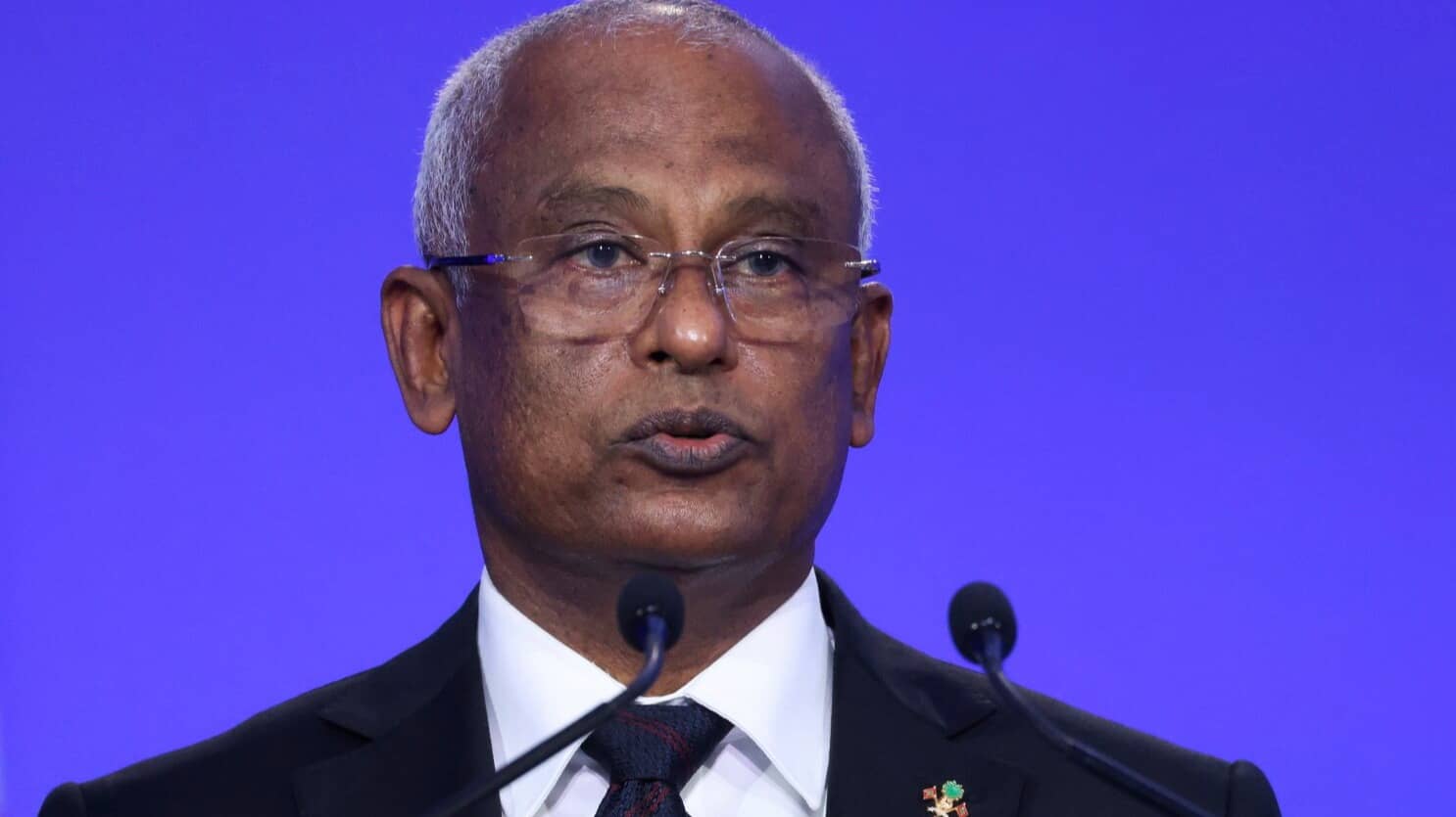 Stop being Stubborn, Mend Fences with Neighbours: Ex-Maldives Prez ...