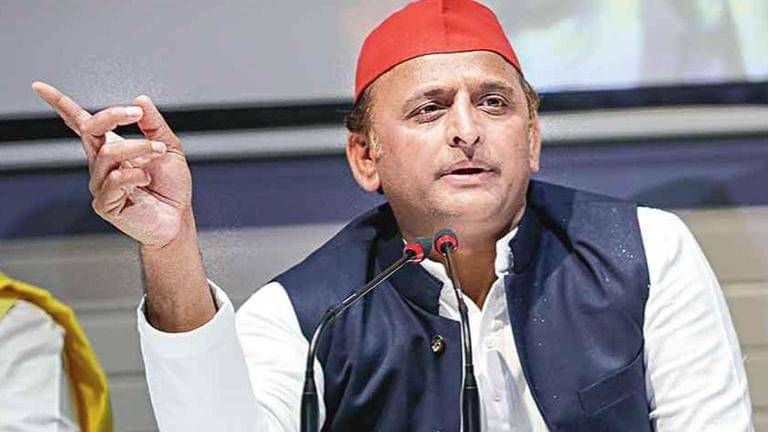 Akhilesh Yadav Shares Video Of Ips Officer Soliciting Rs 20 Lakh Bribe