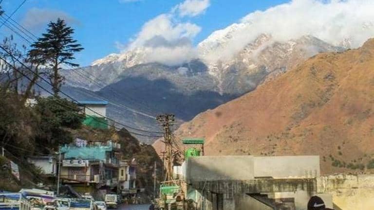 Joshimath market observes bandh to protest construction of bypass ...