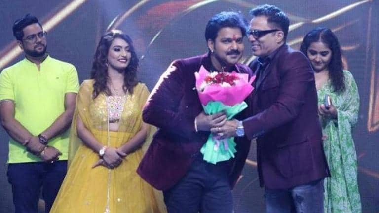 Deepak Pandit unveils Bhojpuri star Pawan Singh's latest song in UP ...