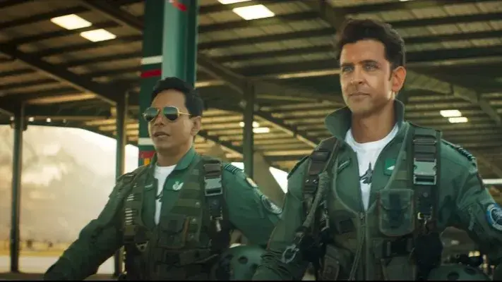 Fighter song Heer Aasmani: Hrithik Roshan-Deepika Padukone celebrate ...