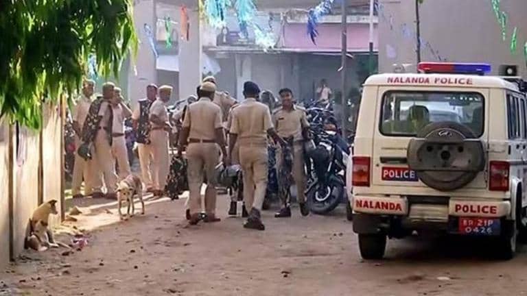 Bihar Sharif clashes: Bihar DGP inspects violence-hit areas, holds ...