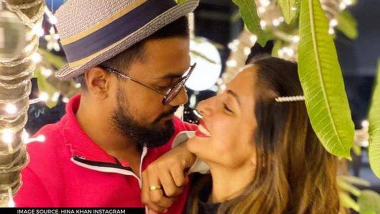 Hina Khan loves THIS thing about her boyfriend Rocky Jaiswal; Know Here ...