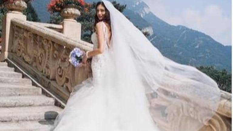 Viral video shows bride make special entry on wedding day as her son ...