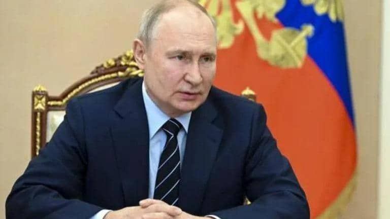 Russian lawmakers extend age limit for compulsory military draft amid ...