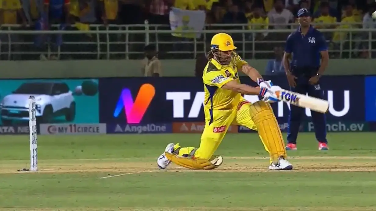 'Dhoni finishes off in style': MS Dhoni rolls back the years with a ...