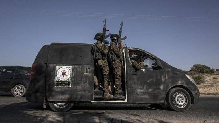 Palestinian commander killed in Syria, buried in refugee camp ...
