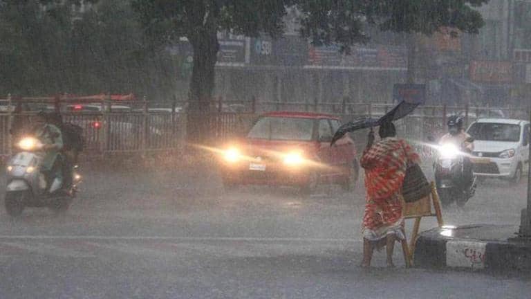 IMD issues orange alert forecasting very heavy rains in MP, rail traffic to Nagpur affected ...