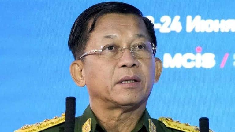 Myanmar's military rulers to let 'loyal' citizens carry guns | Republic ...