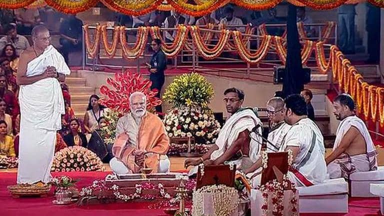 PM Modi performs ‘puja’ at ‘world-class’ IECC complex before launch at ...
