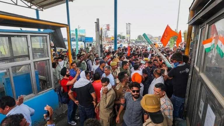 NHAI team inspects damaged parts of Jammu-Pathankot highway after ...