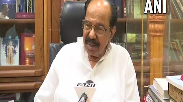 Congress leader Veerappa Moily Casts Doubts on PM Modi's 11-day Fast ...