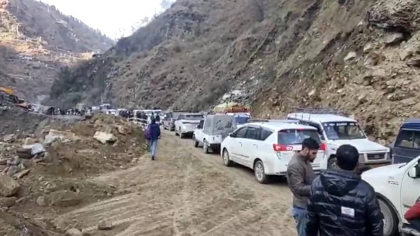 Jammu-Srinagar National Highway Closed For Traffic Due to 'Repair ...