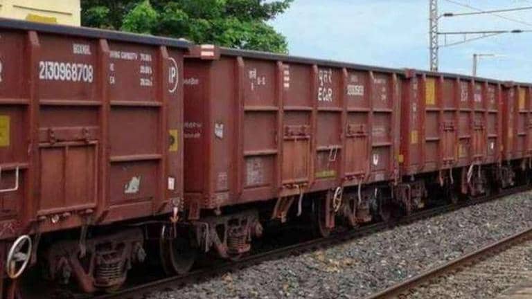 Maha: Two locos, four wagons of goods train derail; no injury, no ...