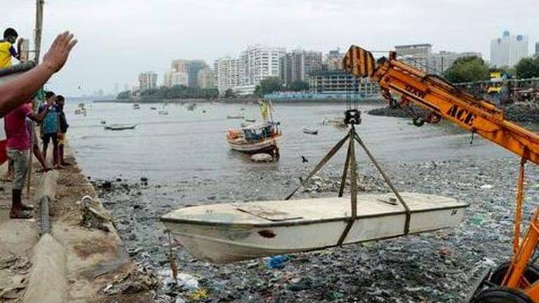 Cyclone Nisarga moving along predicted path: NDRF DG | Republic World