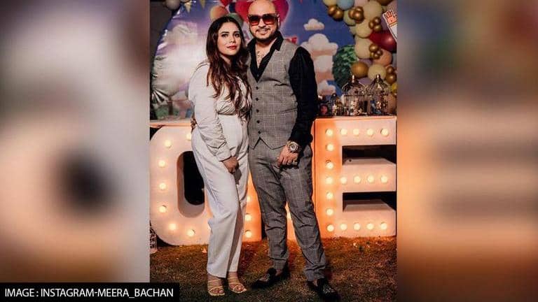 B Praak's wife Meera pens emotional poem after newborn's death; 'You ...