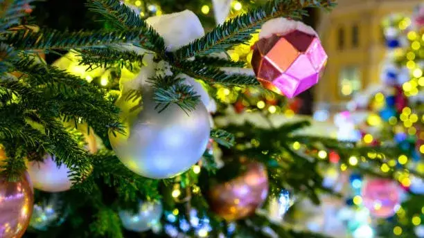 National Christmas Lights Day: Embracing the Magic of Lights | Republic ...