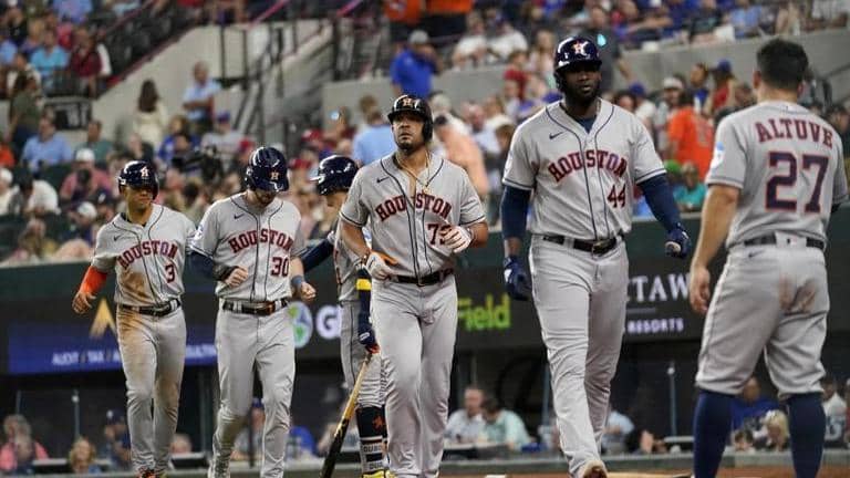 Astros slug their way to the top of the AL West with 16 homers in 3 ...