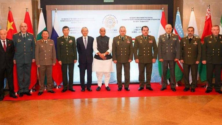 Need to root out terrorism collectively: Rajnath Singh at SCO Def | Republic World
