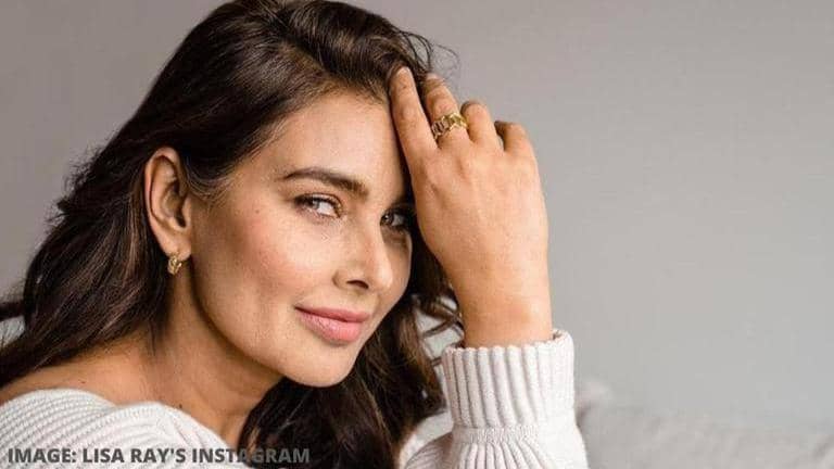 Lisa Ray shares beautiful captures of picturesque sunset; netizens say ...