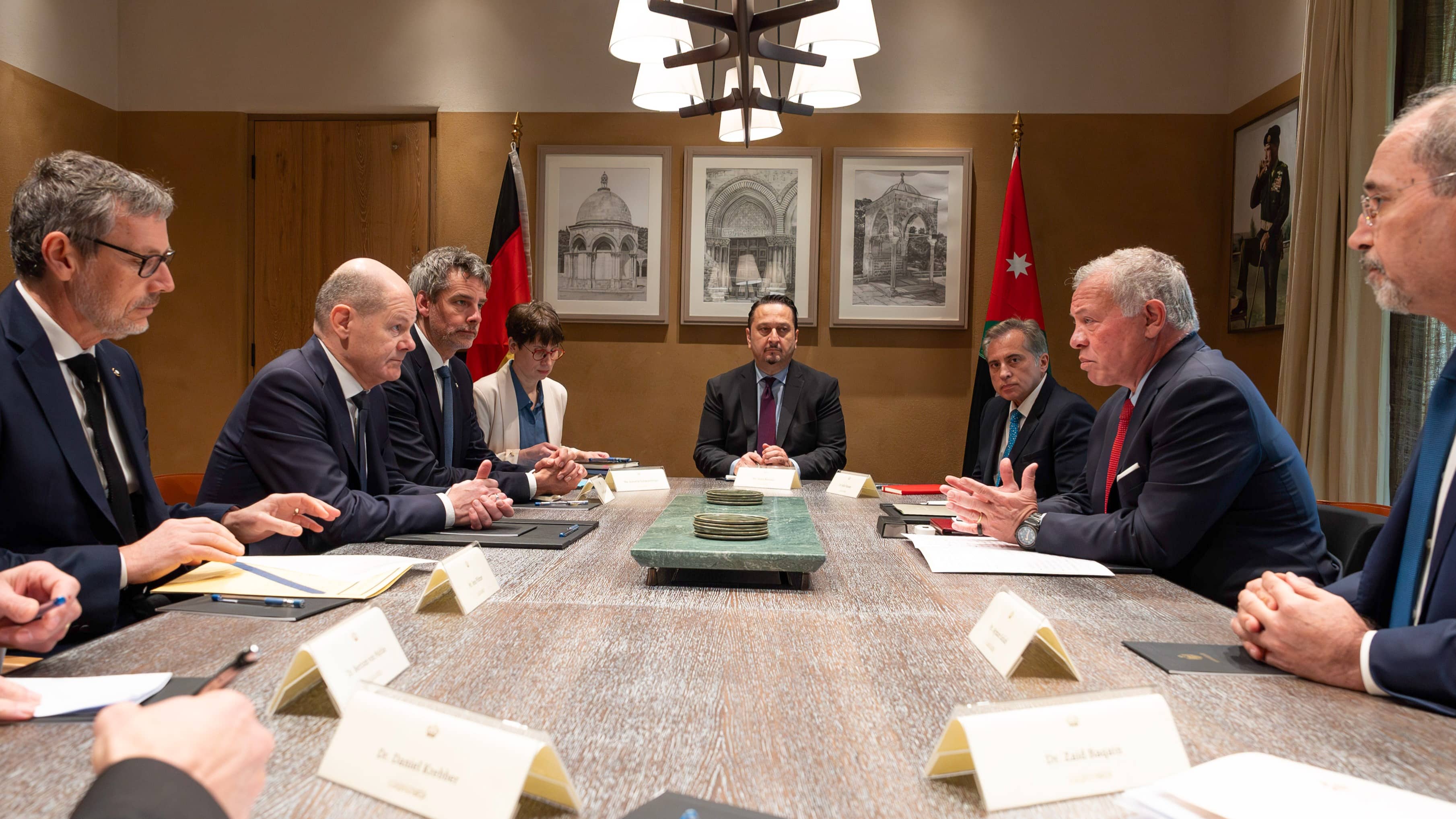 Germany's Olaf Scholz Meets Jordan’s King in Aqaba to Discuss Gaza War, Aid Efforts | Republic World