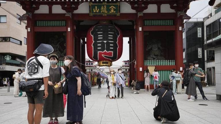 As COVID fears ebb, Japan readies for tourists from abroad | Republic World