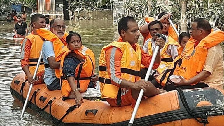 Army, NDRF teams rescue 300 people from flood-hit villages in Punjab's ...