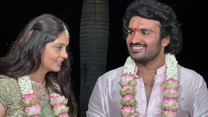 Kiran Abbavaram Engaged To His Debut Film Heroine Rahasya Gorak - See ...