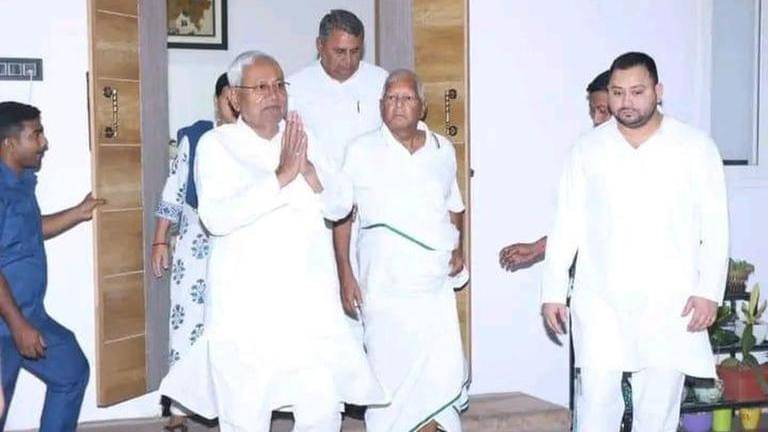 Nitish kumar meets RJD chief Lalu Prasad in Patna on his arrival after ... Nitish kumar meets RJD chief Lalu Prasad in Patna on his arrival after ...