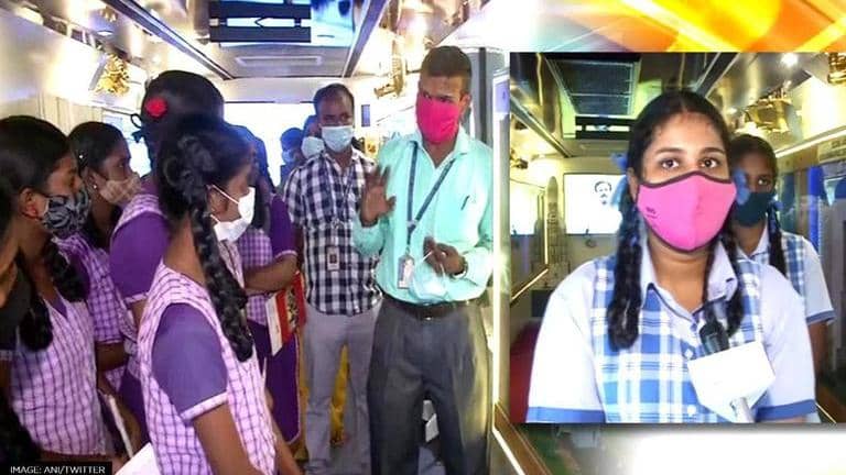 ISRO exhibits miniature models of Chandrayaan, Mangalyaan at expo in ...