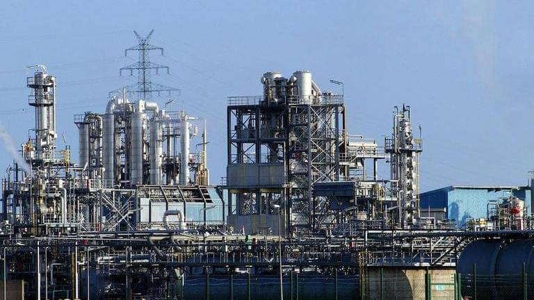 Saudi petrochemicals firms SIIG, Petrochem start talks for potential ...