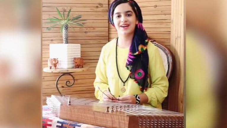 Iranian girl leaves Indians in awe as she plays 'Jana Gana Mana' on ...