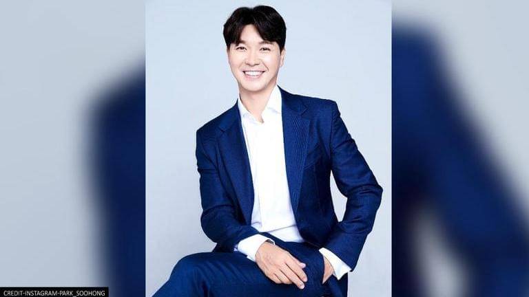 Comedian Park Soo Hong announces marriage with his non-showbiz wife in ...