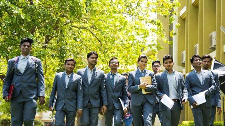 Last minute tips for JEE advanced 2020: Dress code, reporting time and ...