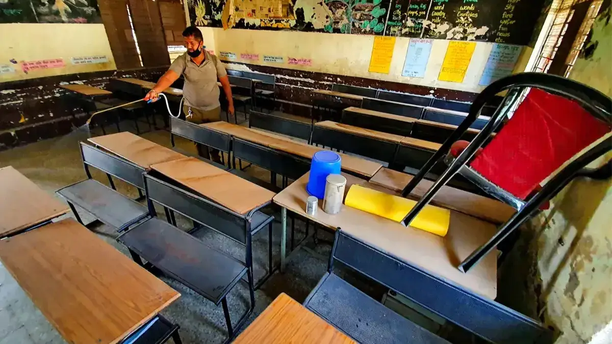 Govt sanctions Rs 172.87 cr for construction of hostel for Maratha ...