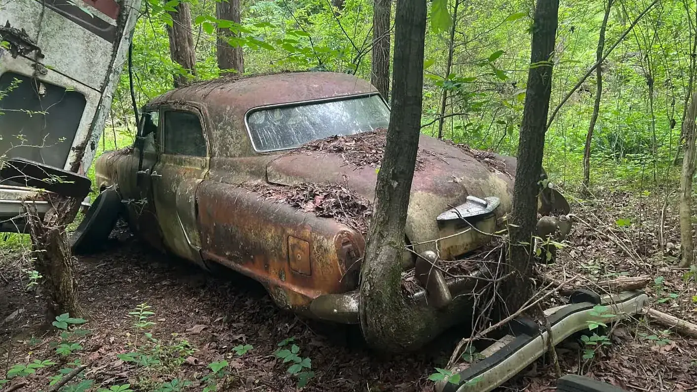 Rescuers save a man trapped for 6 days inside a wrecked car | Republic ...