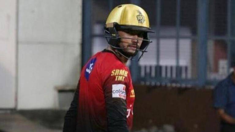 Sunil Gavaskar mocked for his height on Twitter, Sheldon Jackson shuts down troll in style ...