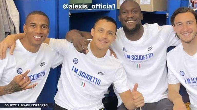 Lukaku takes sly dig at Manchester United with this picture after ...