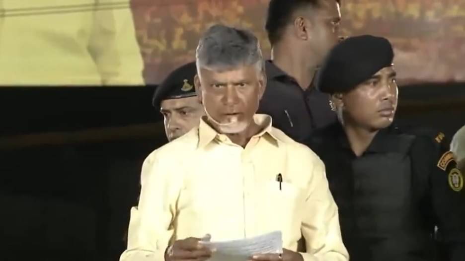 'Jagan Reddy, Control Your J-Gang': TDP Chief Chandrababu Naidu After Attempted Stone Attack on ...