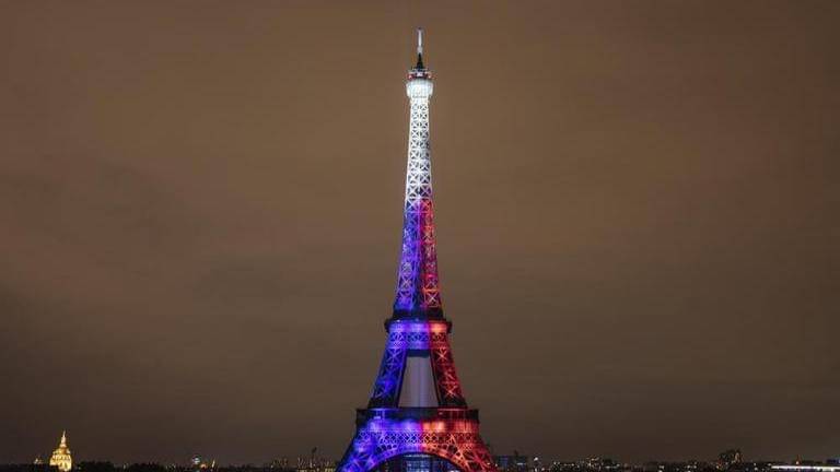 Will Eiffel Tower go into early darkness as Europe battles energy ...