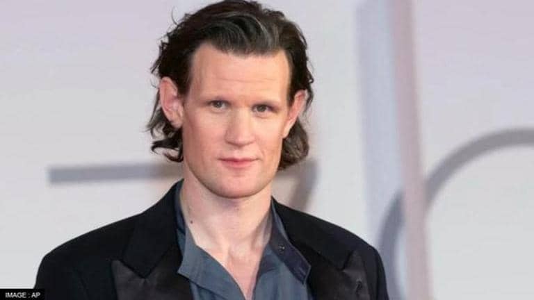 Matt Smith says Queen Elizabeth II was 'The Crown' fan, Prince Harry ...