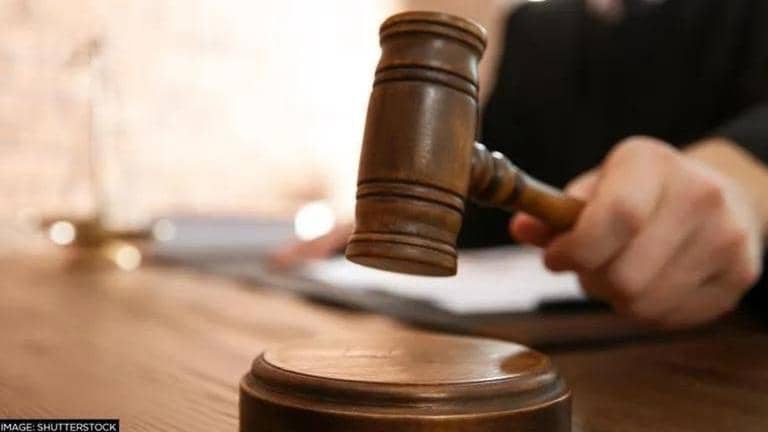 Supreme Court refuses to entertain plea raising issue of liquor policy ...