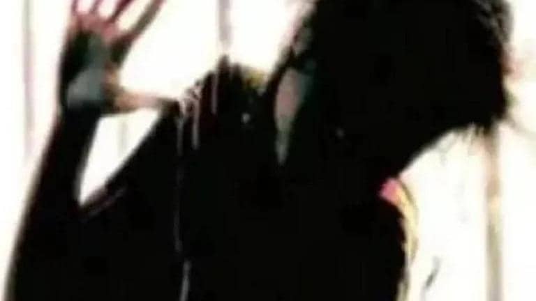 Girl, 17, attacked with 'acid' near west Delhi's Uttam Nagar; suffers ...