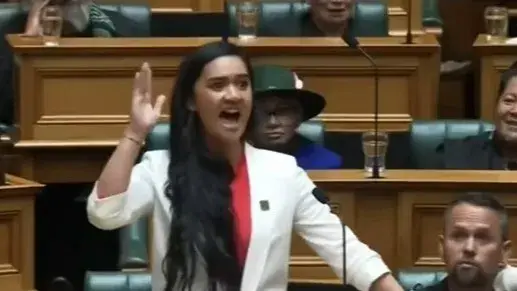 Watch New Zealands 21 Year Old Mp Performs Māori Haka In A Powerful