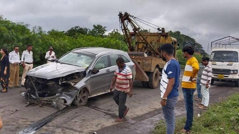 Cyrus Mistry accident: Co-passenger Darius Pandole says his wife could ...